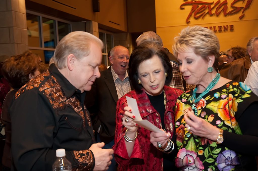 Gerald Rieder, Kay Hartgraves and Yanell Rieder - Abilene Scene