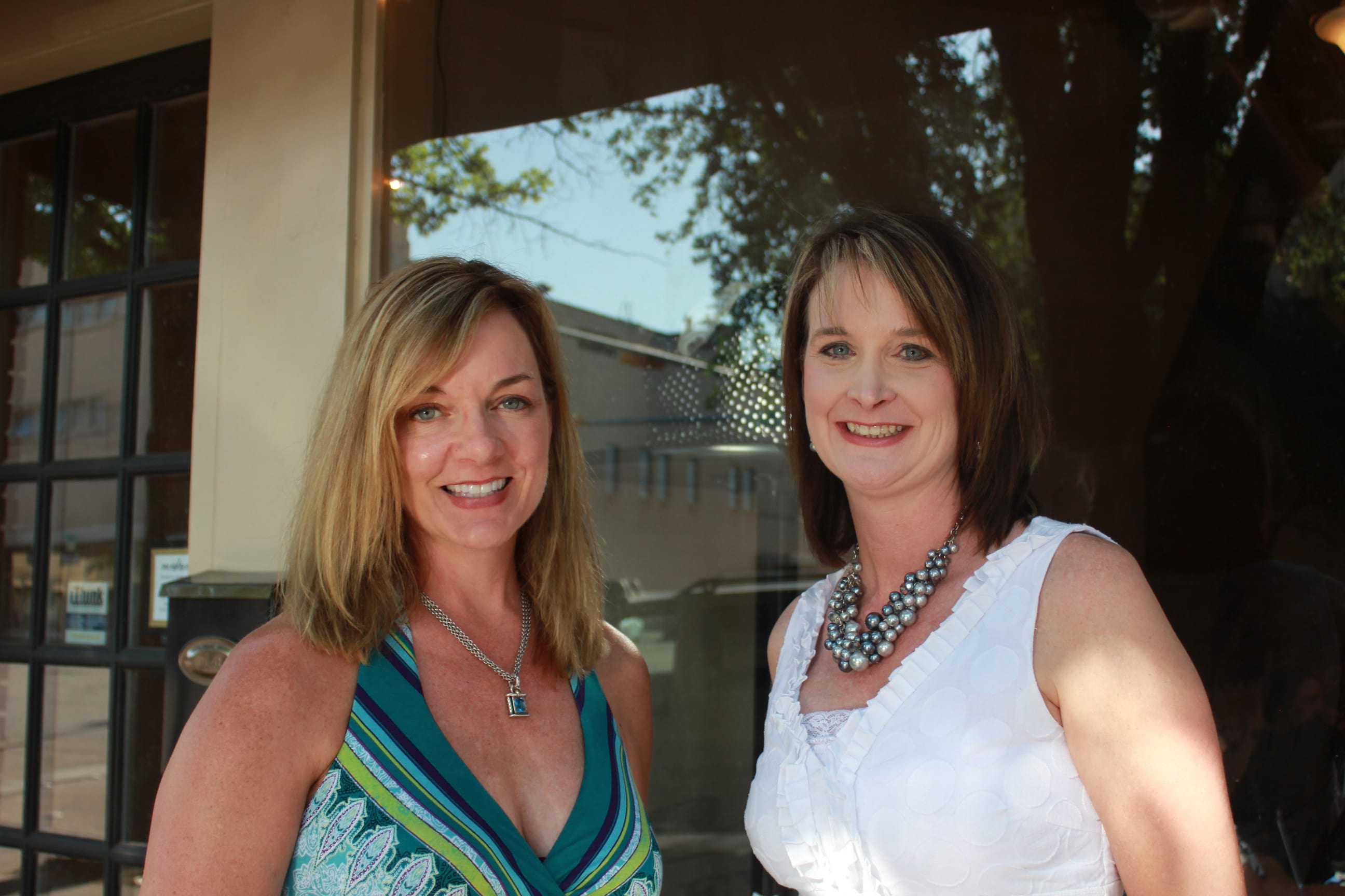 June Yost and Kim Hicks - Abilene Scene